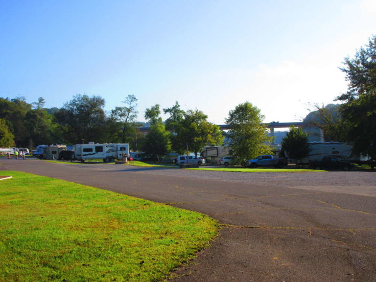 Douglas Dam Tailwater Campground – Douglas Lake